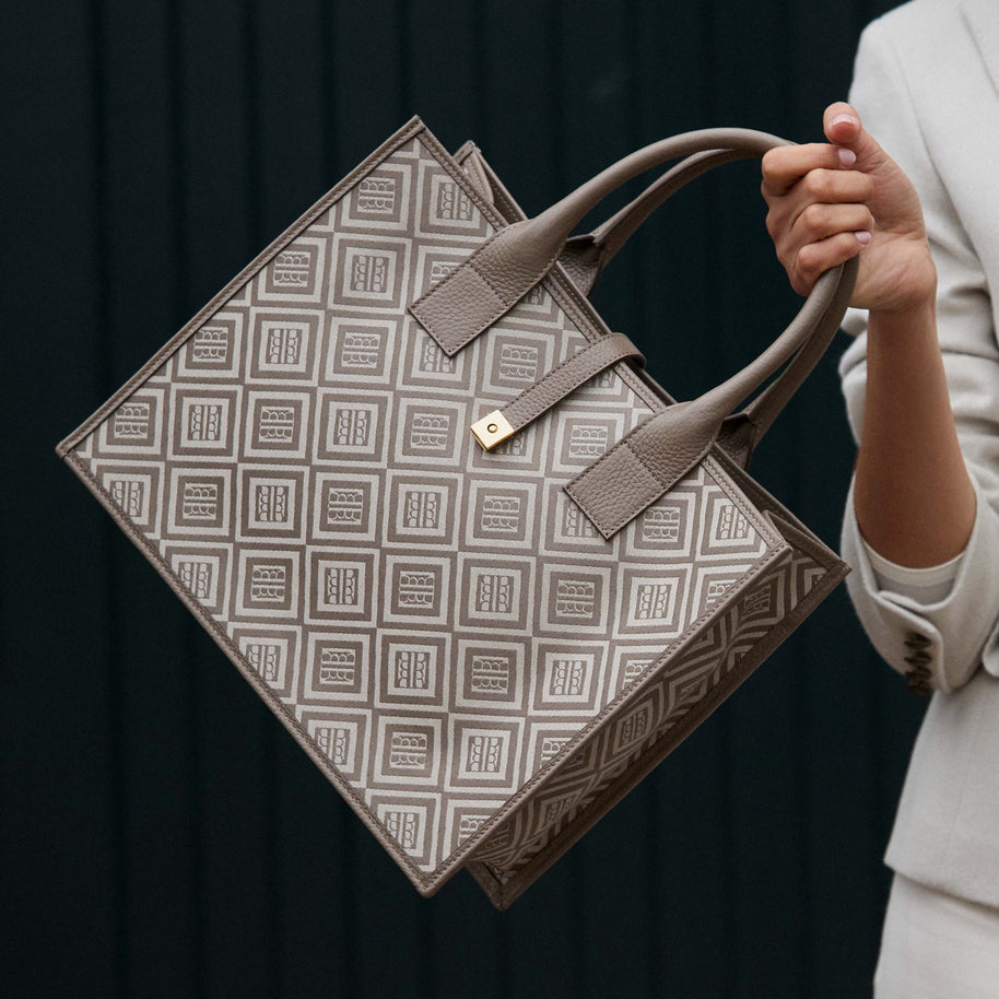 Discover Our Handbags – Lalage Beaumont